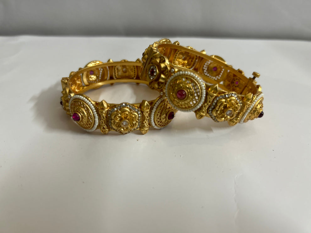 Traditional Gold-Tone Stone Studded Bangles – AURIKAAJEWEL